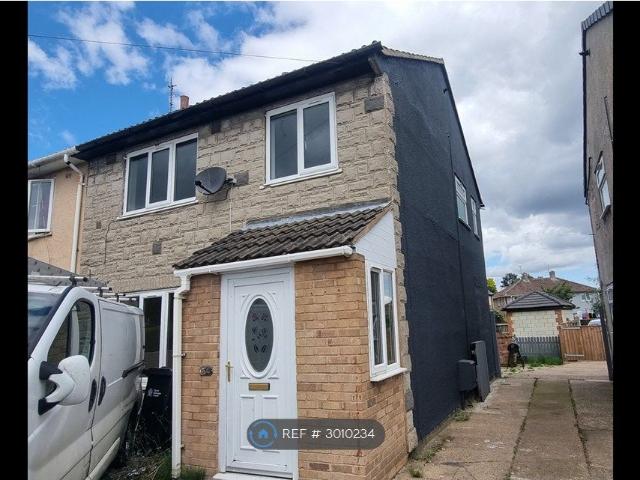 Elmfield Road, Doncaster DN11, 3 bed semi detached house to rent, £950 pcm | PrimeLocation