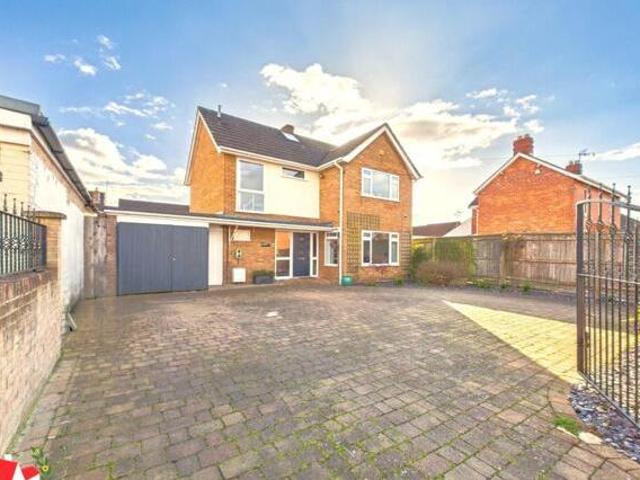 Elmgrove Road East, Hardwicke, 5 Bedroom Detached