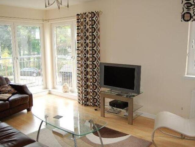 Elmhill, Shaw Crescent, Ashgrove Road, 2 Bedroom Flat