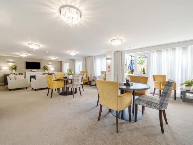 Elmhirst Lodge, Totnes