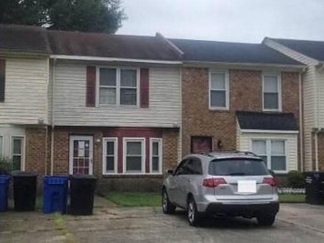 Elmhurst Ct