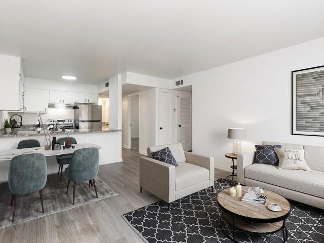 Elmington Park Flats 2 Bedroom Apartment for Rent at 2526 Sharondale Dr, Nashville, TN 37215 Green Hills