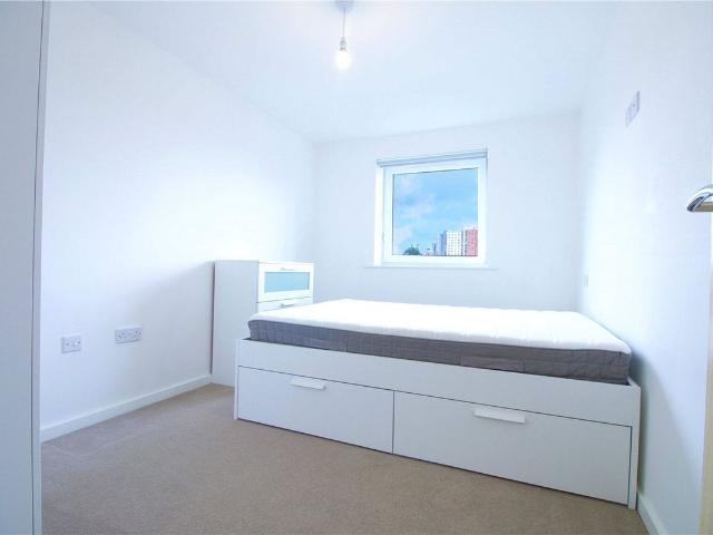 Elmira Way, Spinner House M5, 1 bed flat to rent, £975 pcm | PrimeLocation