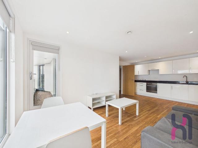 Elmira Way, The Exchange M5, 2 bed flat to rent, £1,250 pcm | PrimeLocation