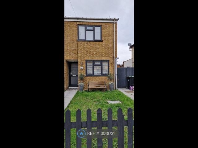 Elmore Road, Enfield EN3, 2 bed end terrace house to rent, £2,400 pcm | PrimeLocation