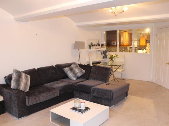 Elms Crescent,, SW4