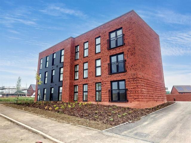 Elms Park Road, Cheltenham GL51, 2 bed flat to rent, £1,200 pcm | PrimeLocation
