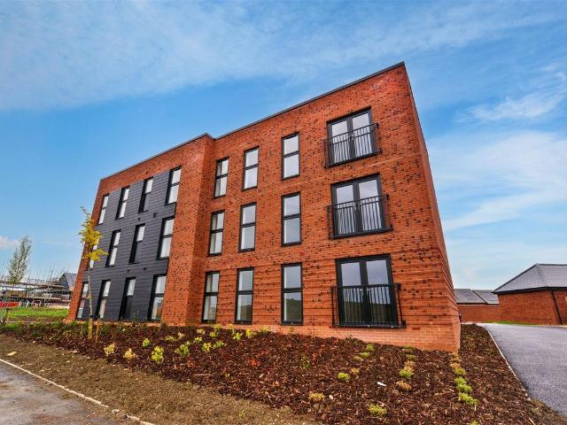 Elms Park Road, Cheltenham GL51, 2 bed flat to rent, £1,200 pcm | PrimeLocation