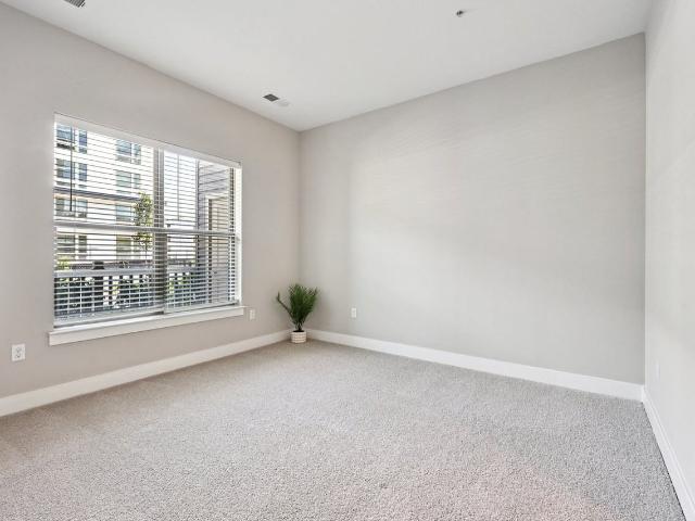 Elms Shady Grove 1 Bedroom Apartment for Rent at 10031 Blackwell Rd, Rockville, MD 20850