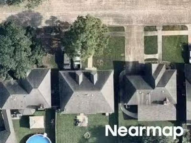 Elmscott Dr