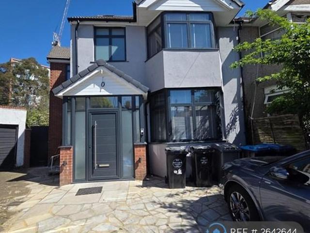 Elmside Road, Wembley, HA9 2 bed flat to rent £2,300 pcm £531 pw