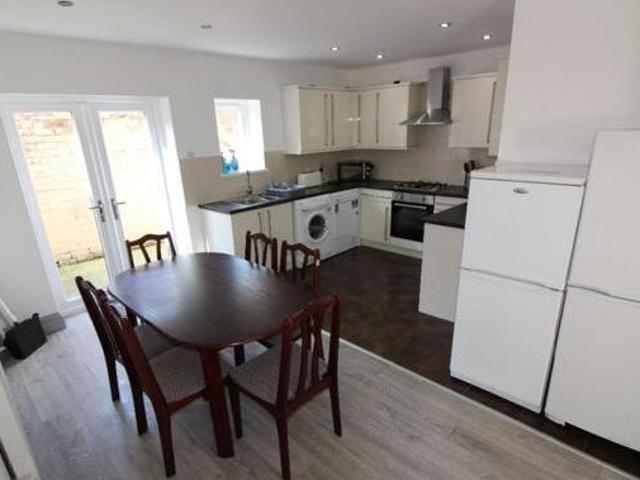 Elmsley Street, Preston, 6 Bedroom Terraced