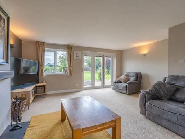 Elmstone Hardwicke, Cheltenham