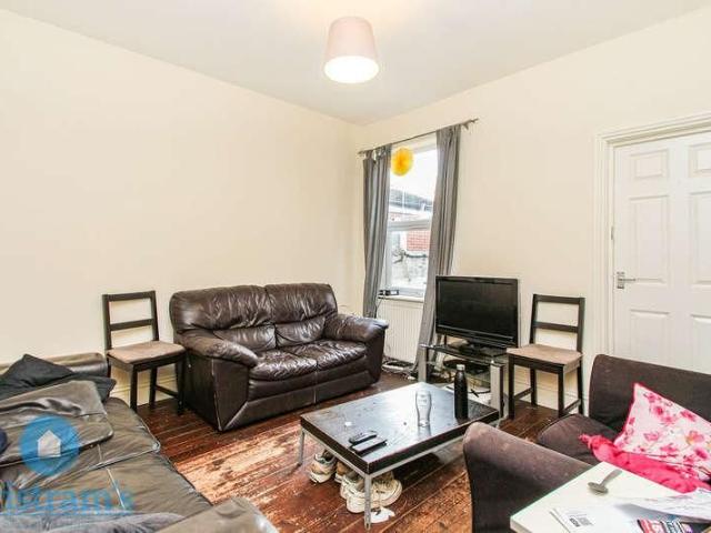 Elmsthorpe Avenue, Lenton, NG7