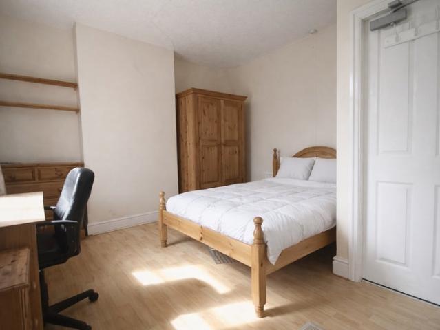 Elmsthorpe Avenue, Nottingham