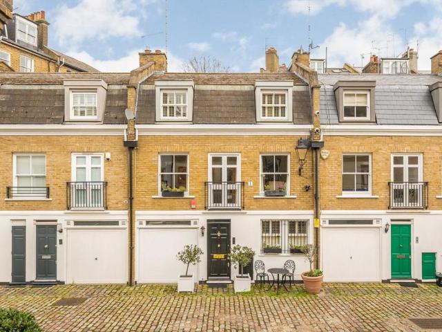Elnathan Mews, Maida Vale W9 3 bed terraced house to rent £5,300 pcm £1,223 pw