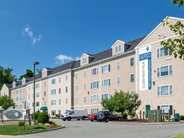 Elora Flats & Townhomes 3 Bedroom Apartment for Rent at 112 Marston St, Lawrence, MA 01841 Prospect Hill Back Bay