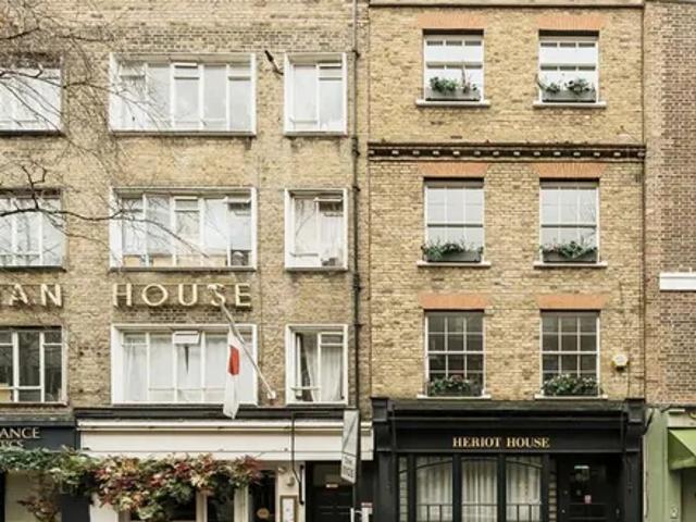 Elaine Zhang, 2 Windmill Street, London, W1T 2LX, United Kingdom | 3 bed duplex for rent #166488404 | Rentberry
