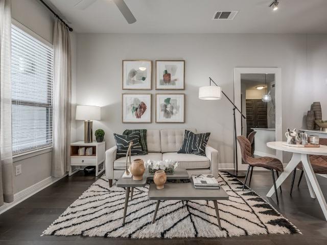 Elan Memorial Park 1 Bedroom Apartment for Rent at 920 Westcott St, Houston, TX 77007 Washington Ave Memorial Park