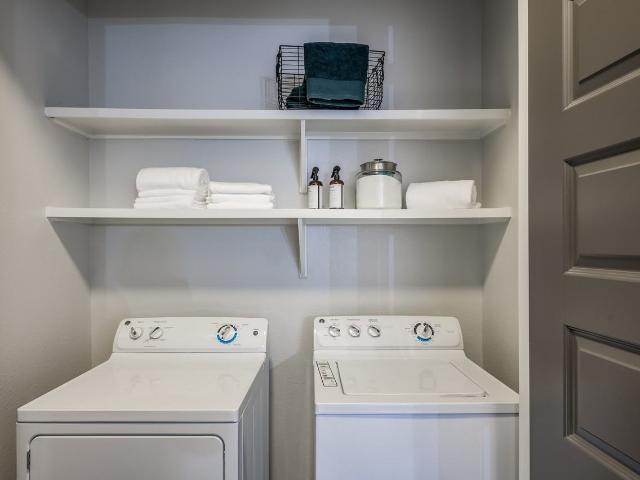 Elan Memorial Park 1 Bedroom Apartment for Rent at 920 Westcott St, Houston, TX 77007 Washington Ave Memorial Park