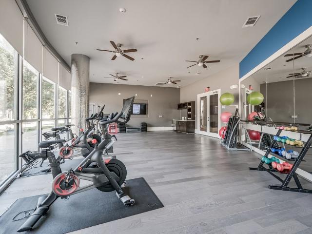 Elan Memorial Park 1 Bedroom Apartment for Rent at 920 Westcott St, Houston, TX 77007 Washington Ave Memorial Park