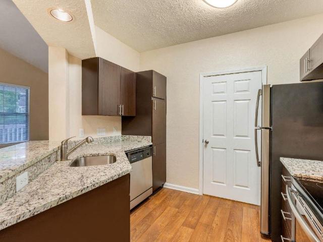 Elan at Mallard Creek Apartment Homes 2 Bedroom Apartment for Rent at 2305 New England St, Charlotte, NC 28269 Prosperity Church Road