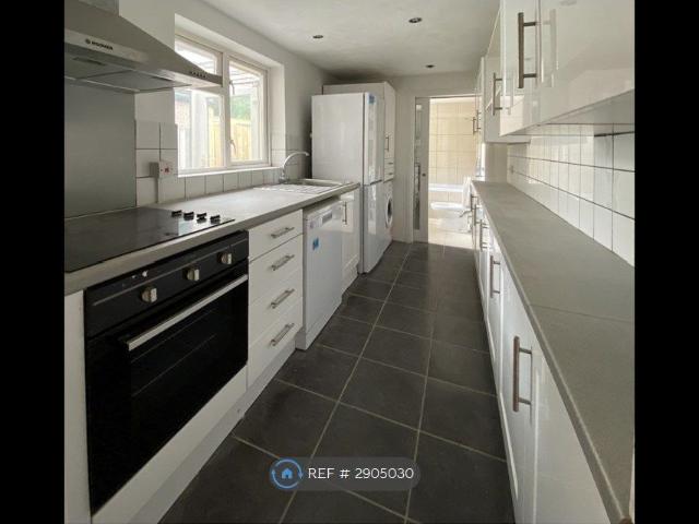 Eland Road, Croydon CR0, 3 bed end terrace house to rent, £2,200 pcm | PrimeLocation