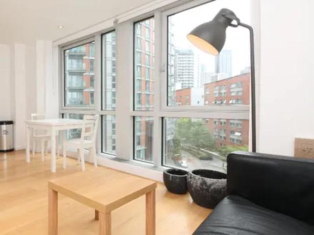 Elasko, 4 Fairmont Avenue, London, E14 9JB, United Kingdom | 2 bed apartment for rent #167578886 | Rentberry