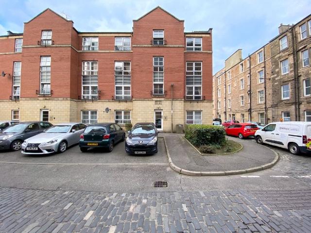 Elbe Street, Leith Links, Edinburgh EH6, 1 bed flat to rent, £1,050 pcm | PrimeLocation
