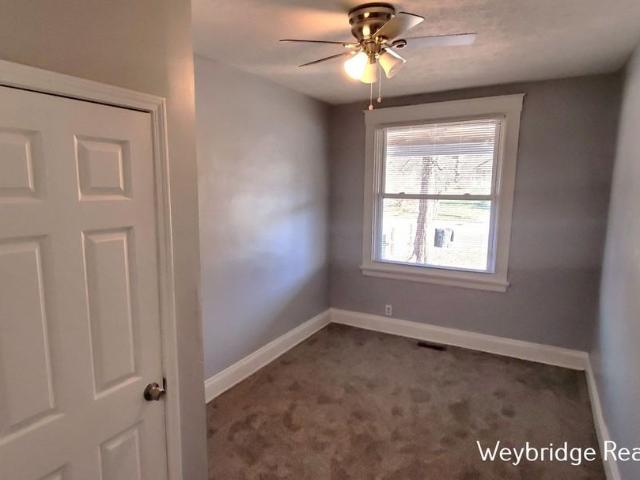Elberon 717 719 2 Bedroom Apartment for Rent at 717 Elberon Ave, Cincinnati, OH 45205 East Price Hill
