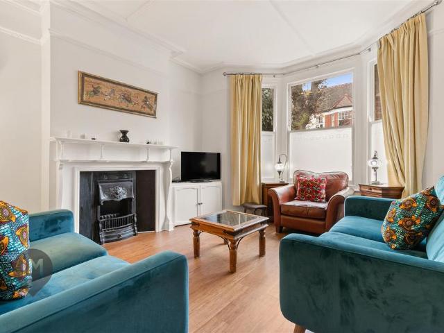 Elborough Street, London 5 bed house to rent £5,250 pcm £1,212 pw