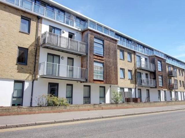 Elder Court, Hertford SG13, 1 bed flat to rent, £1,275 pcm | PrimeLocation