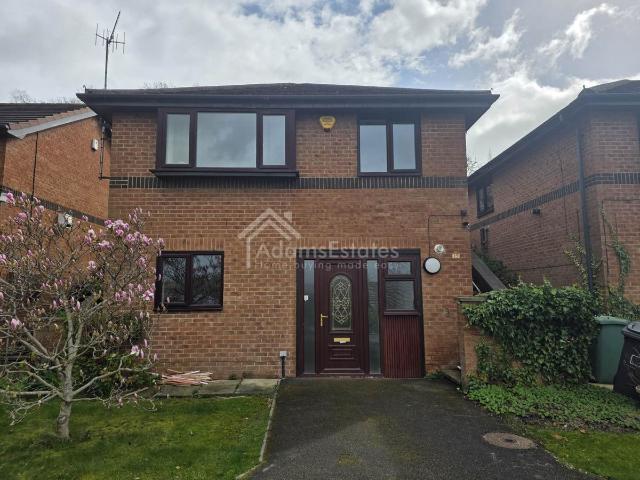 Elder Drive, Dewsbury WF12, 4 bed detached house to rent, £1,450 pcm | PrimeLocation