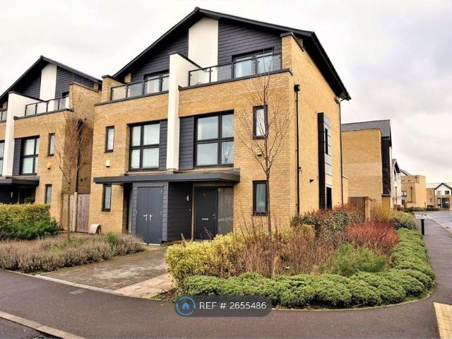 Elderberry Close, Romford RM3, 3 bed semi detached house to rent, £2,600 pcm | PrimeLocation