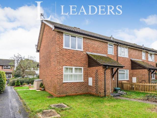 Elderfield Close, Emsworth. 1 bed flat to rent £1,025 pcm £237 pw