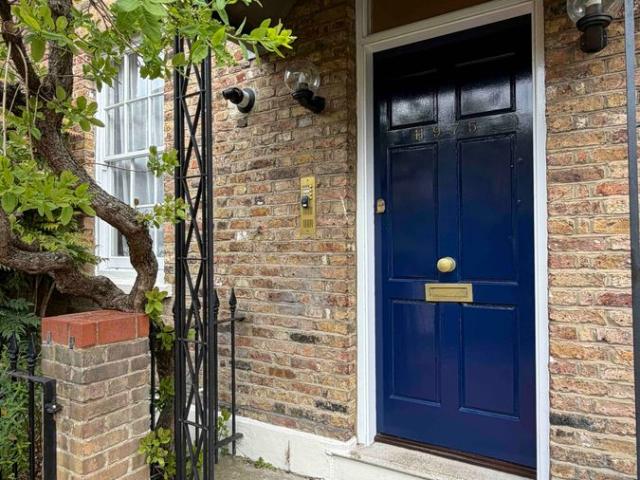 Elderwood Place, London SE27, 1 bed flat to rent, £1,450 pcm | PrimeLocation