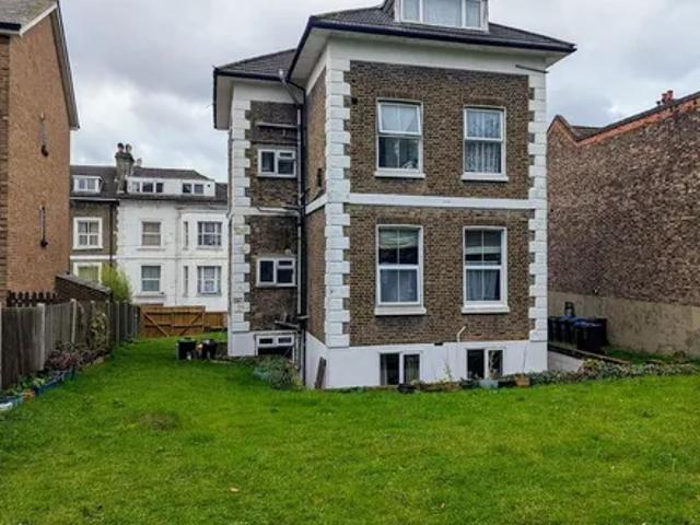 Eldon Park, London, SE25 4JQ, United Kingdom | 2 bed apartment for rent #138592346 | Rentberry