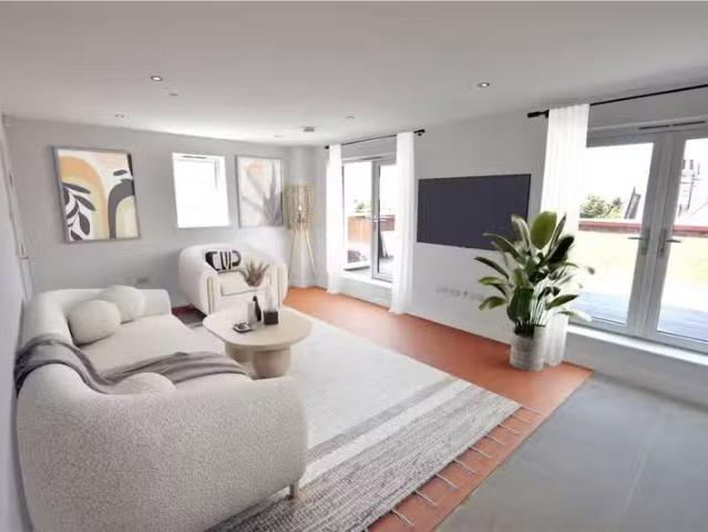 Eldon Park, South Norwood, SE25 2 bed apartment for sale £57.