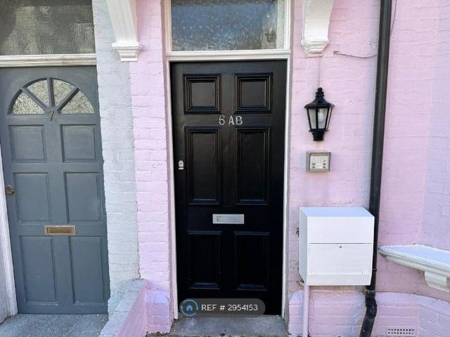 Eldon Place, Bournemouth BH4, 3 bed maisonette to rent, £1,595 pcm | PrimeLocation