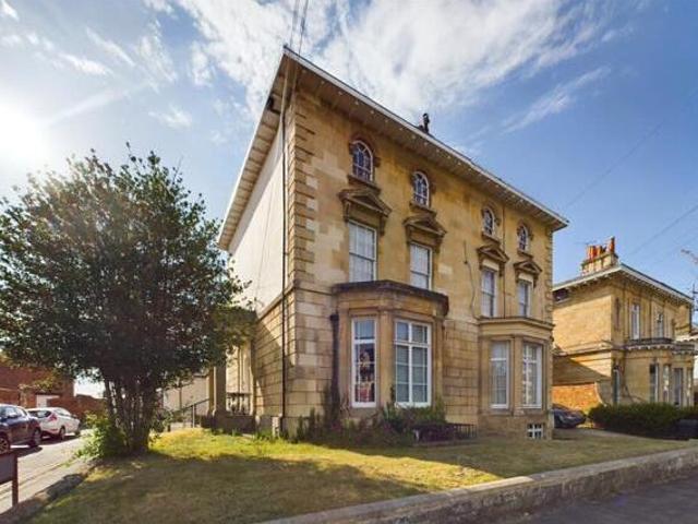 Eldon Road, Reading, 4 Bedroom Semi detached