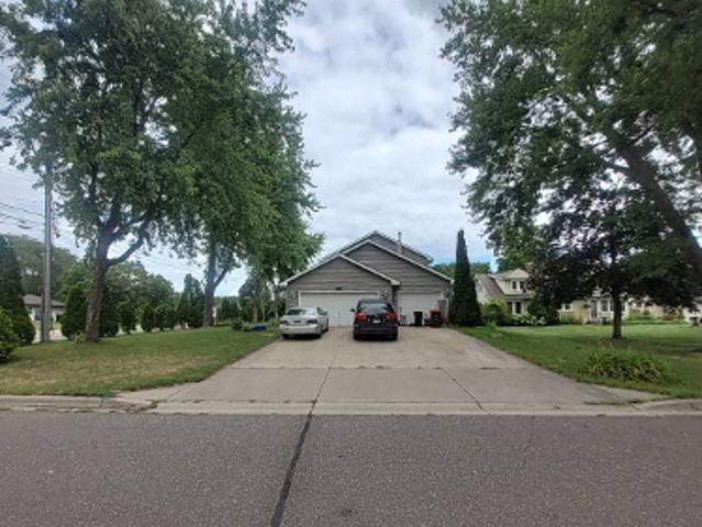Eldridge Ave E