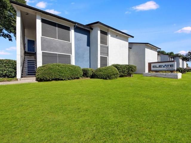 Elevate at Town East 1 Bedroom Apartment for Rent at 2301 Bamboo St, Mesquite, TX 75150