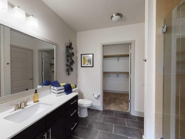 Eleven10 at Farmers Market Apartments 2 Bedroom Apartment for Rent at 1110 S Cesar Chavez Blvd, Dallas, TX 75201 Downtown Dallas