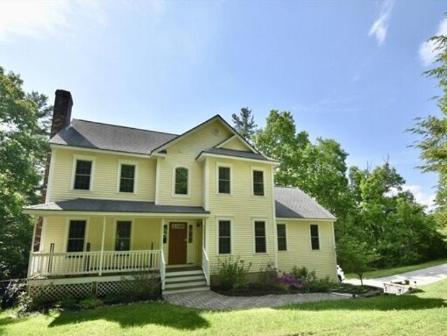 Eleanor Ln, Charlton, Home For Sale