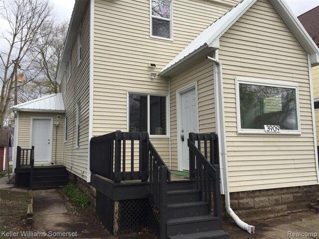 Electric Ave, Port Huron, Home For Sale
