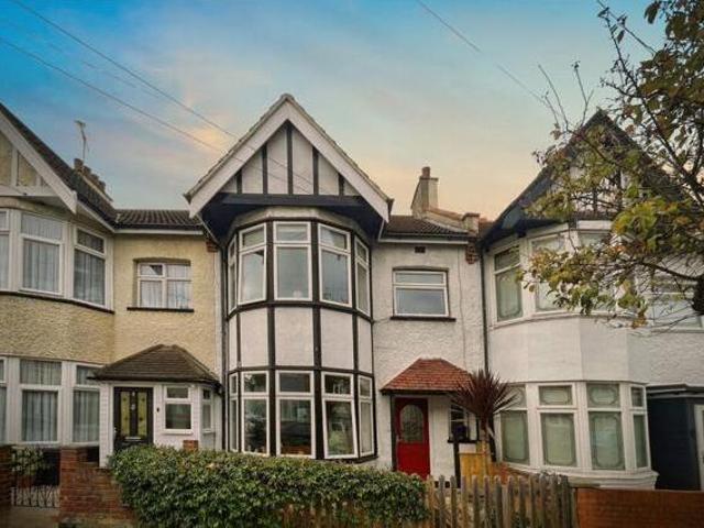 Electric Avenue, Westcliff on sea, 4 Bedroom Terraced
