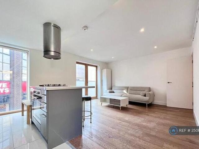 Electric Lane, London, 2 Bedroom Flat