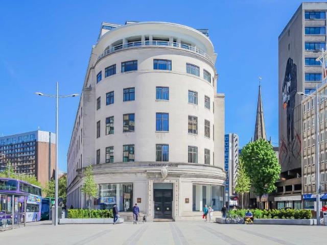 Electricity House, Bristol BS1 2 bed apartment to rent £2,500 pcm £577 pw