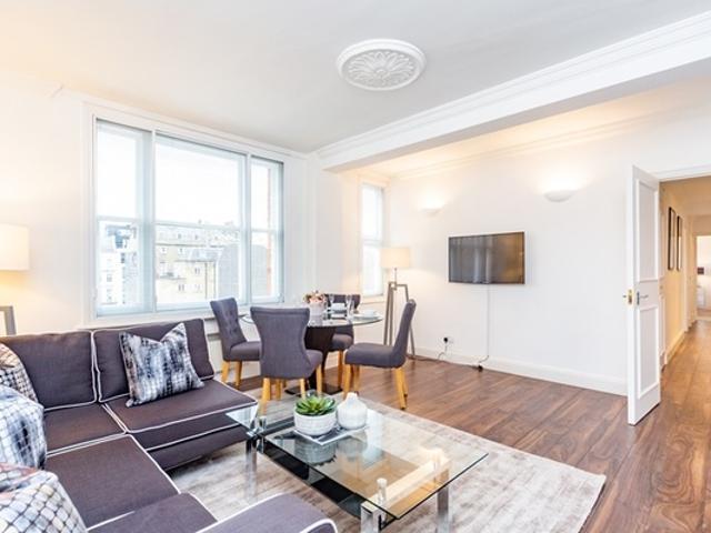 Elegant Mayfair Retreat | 2 Bed, 2 Bath Apartment in W1J