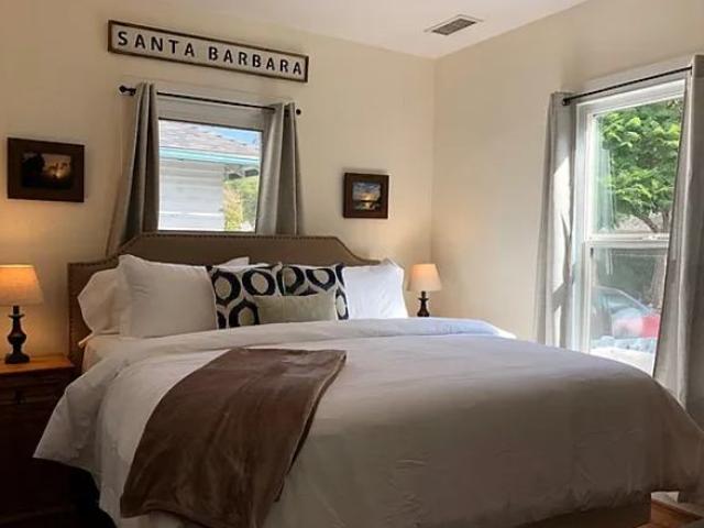 Elegant Furnished Room with Complete Privacy